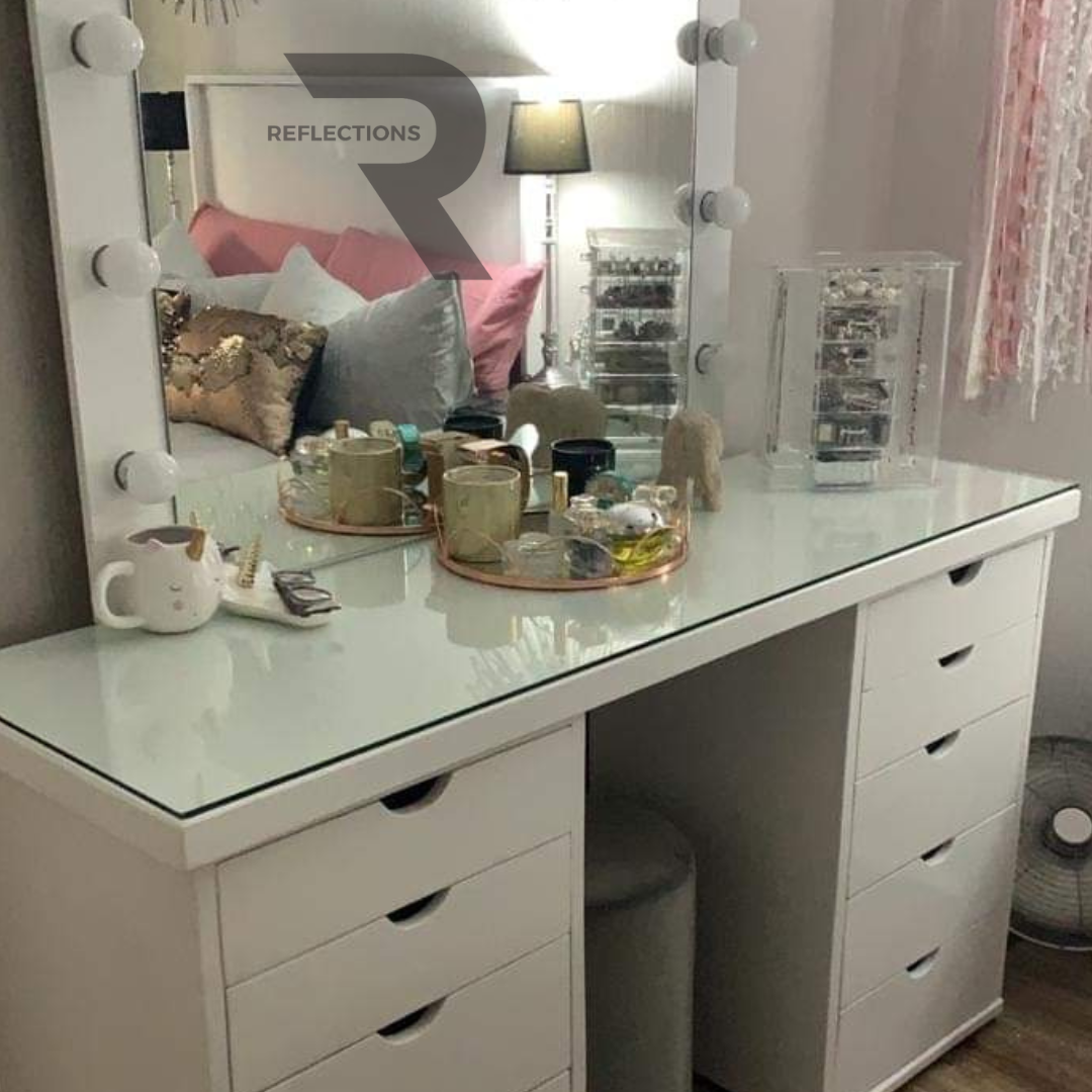Moon Drawer – Reflections Vanities
