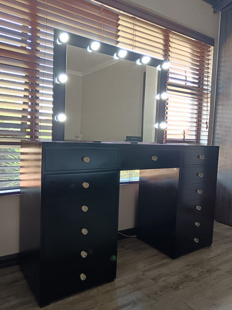 Products – Reflections Vanities